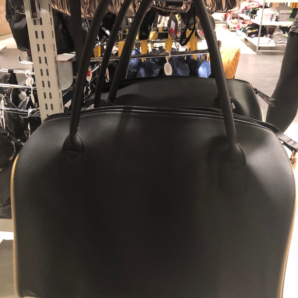 Warner Bros. | Bags | Harry Potter Hogwarts Emoji Duffel Weekender Bag ...